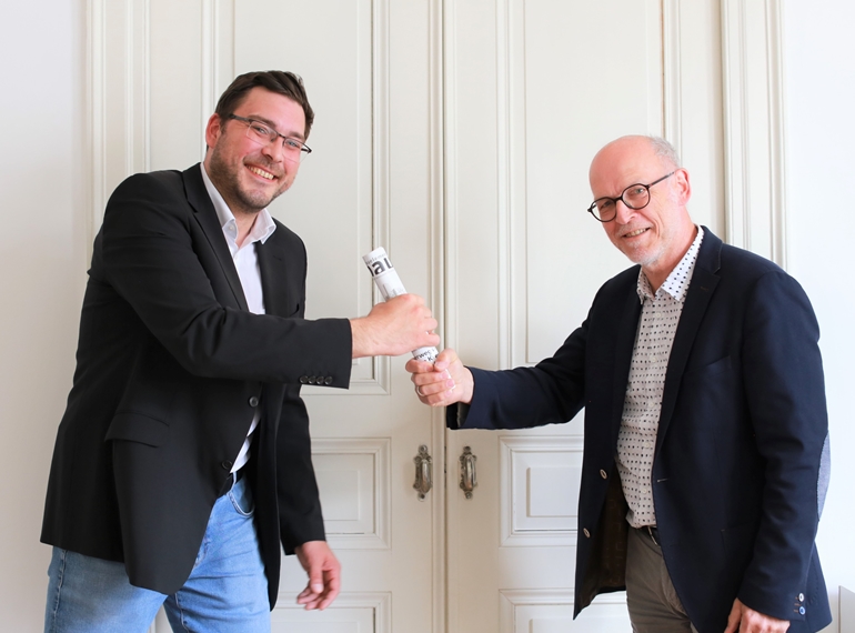 bauelemente bau: Die Fachzeitschrift für den Fenster-, Türen- und ...